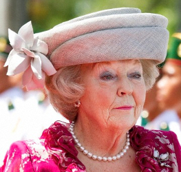 Dutch Royals visit Brunei- Day 1 | Royal Hats