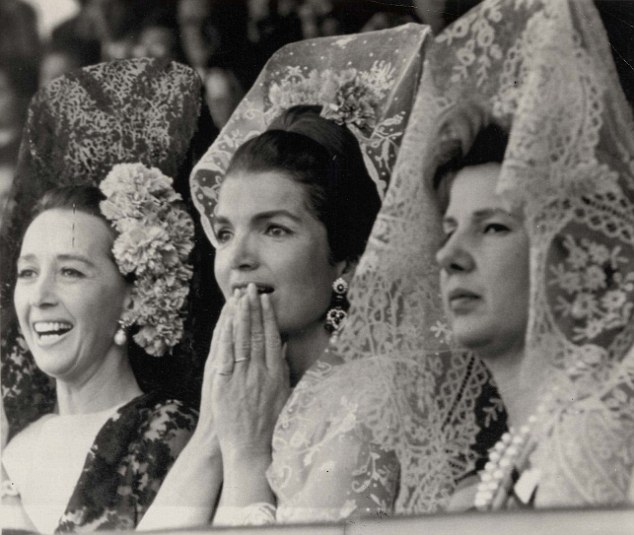 Remembering the Duchess of Alba | Royal Hats