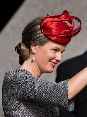 Inventory: Queen Mathilde’s Red Hats | Royal Hats