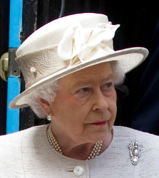 Inventory: Queen Elizabeth’s White Hats | Royal Hats
